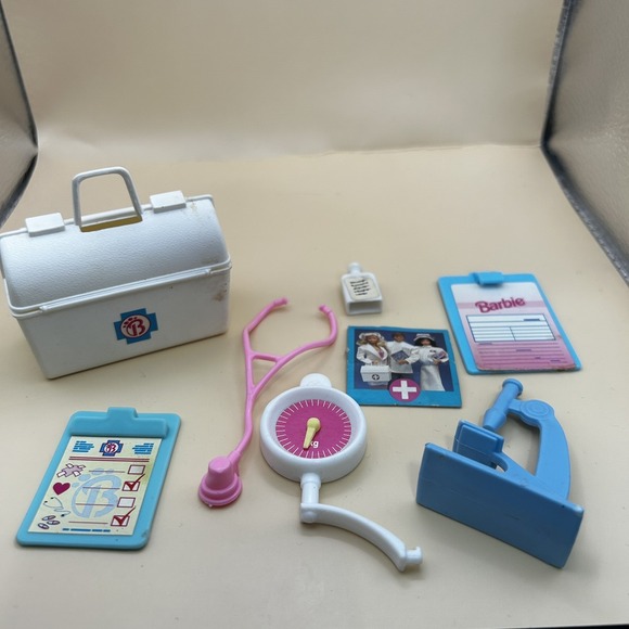 Barbie | Toys | Vintage Doctor Barbie Medical Bag Loving Care ...